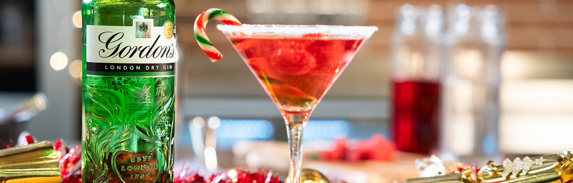 Nisa Cocktail Gin-gle Bell Fizz Recipe | Nisa Locally